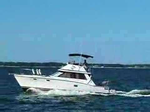 1974 Trojan F-36 Boat - YouTube
