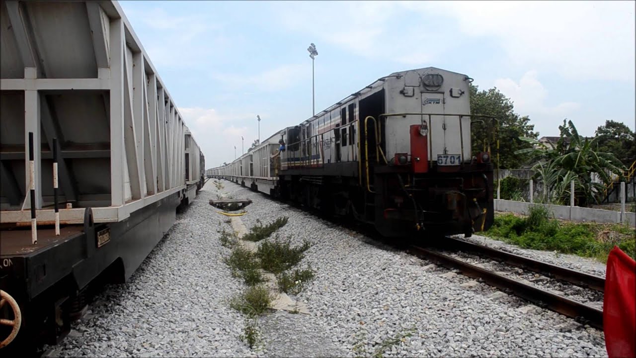 30/8/2013 KTM KM35 Sungai Petani - YouTube