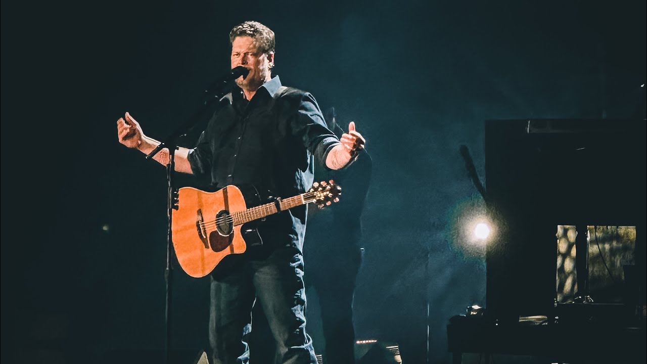 Some Beach (Live) - Blake Shelton - YouTube