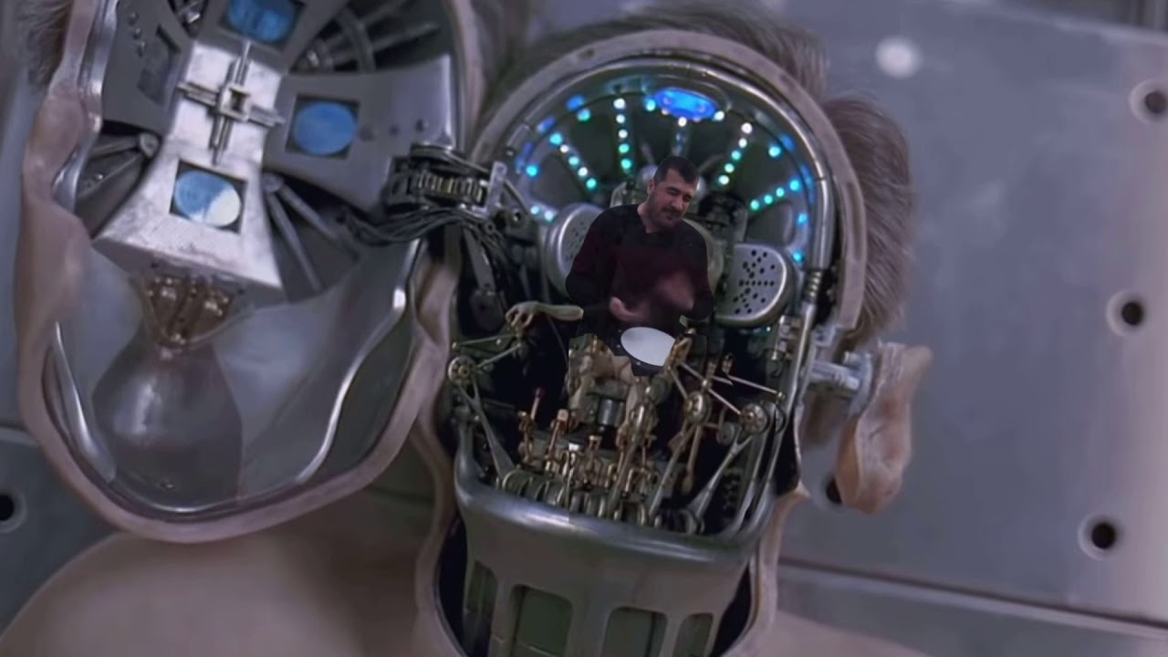 Someone better call the MIB #MIB - YouTube