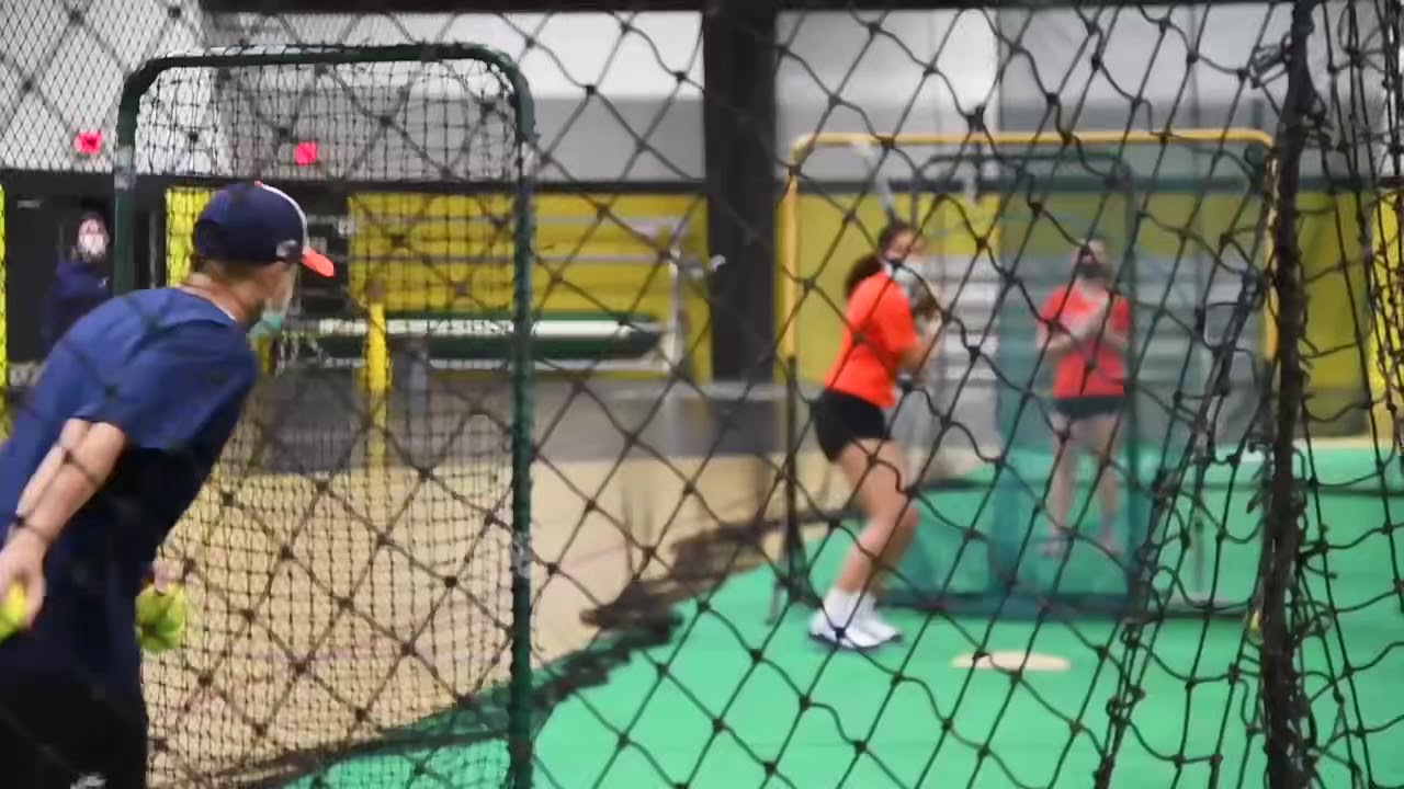 1/25/21 Jada Wade Hitting - YouTube
