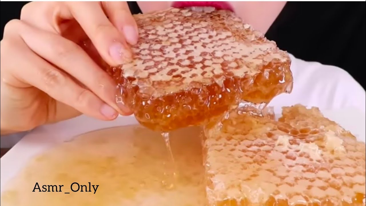 ASMR MUKBANG RAW HONEY COMB,eating sound - YouTube