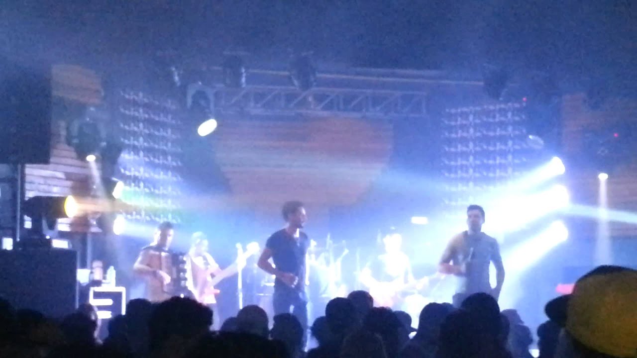 Marcos e Ricardo - Tá Tarada Ao Vivo - YouTube Music