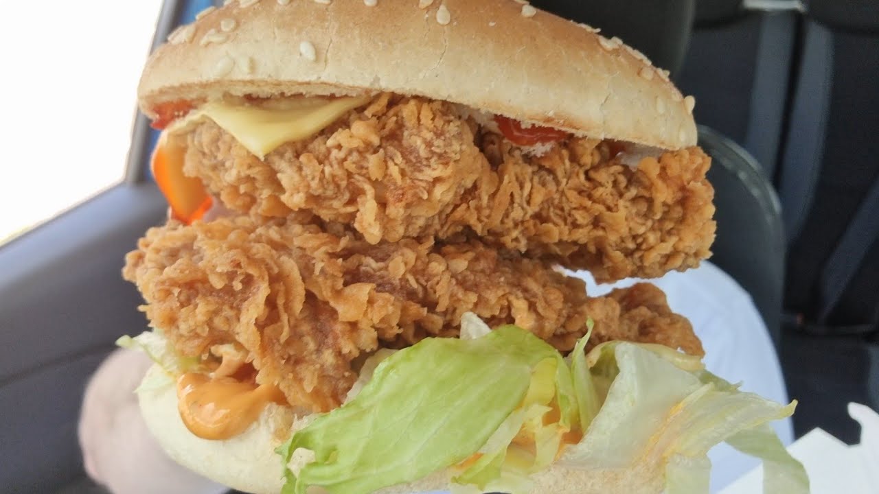 4K Trafford Retail Park KFC Restaurant drive through review 2022 Zinger ...