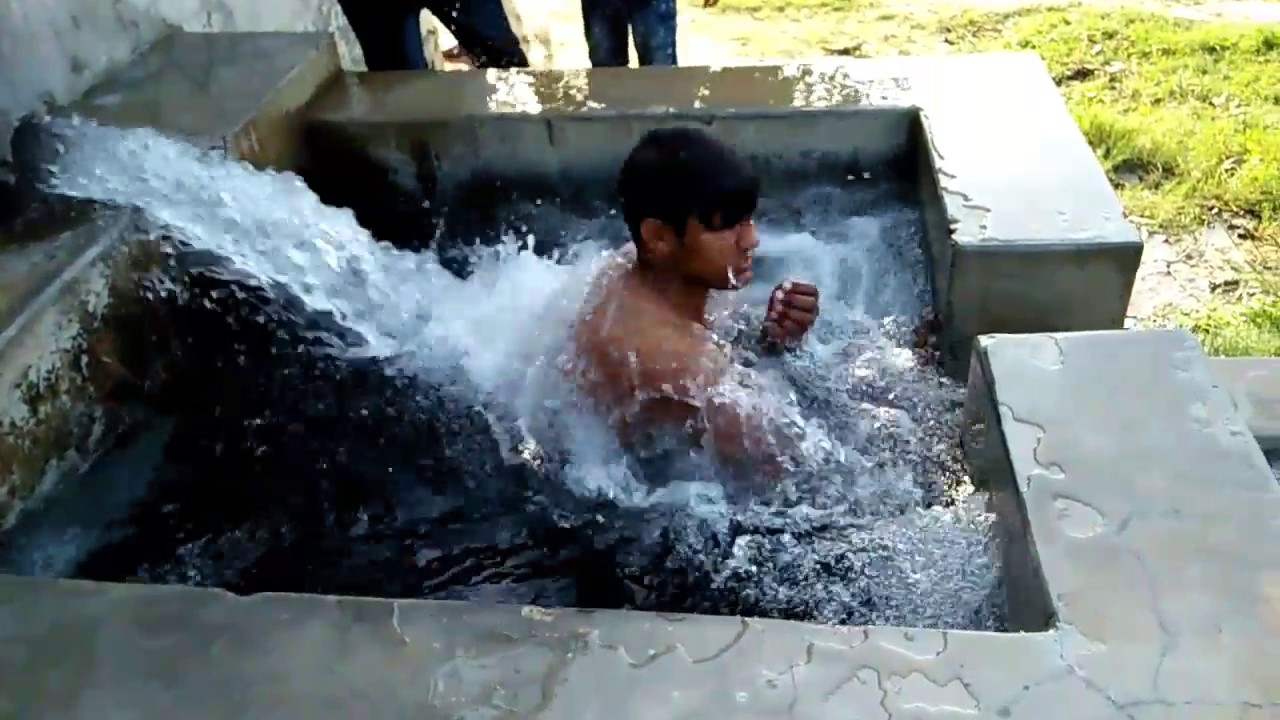 Tren Aksidend meetnagar Relve stesan(12) - YouTube