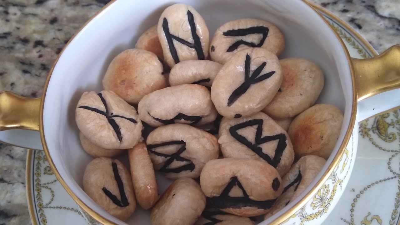 Aquarius: Runes & Tarot - YouTube