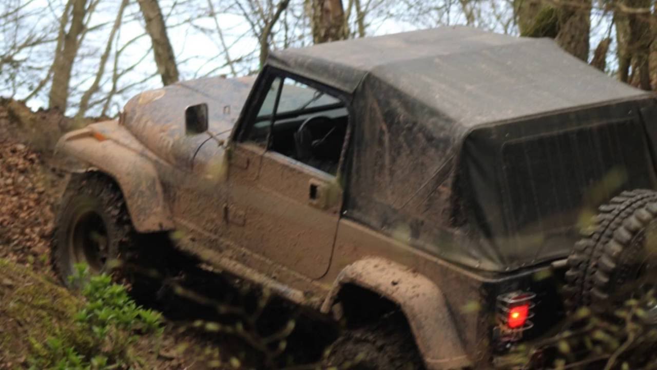 Böser Wolf Jeep Community 02 - YouTube