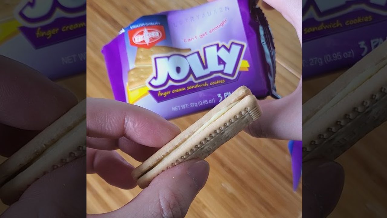 Let's try Jolly Sandwich Cookies! - YouTube