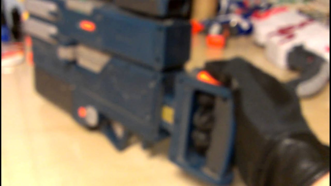 Review & showcase the dark knight Wayne tech - YouTube