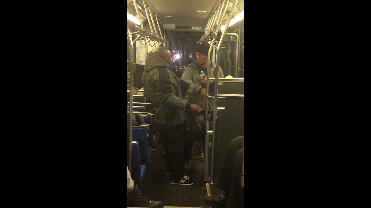 Fight on bus bx 28 !!! - YouTube