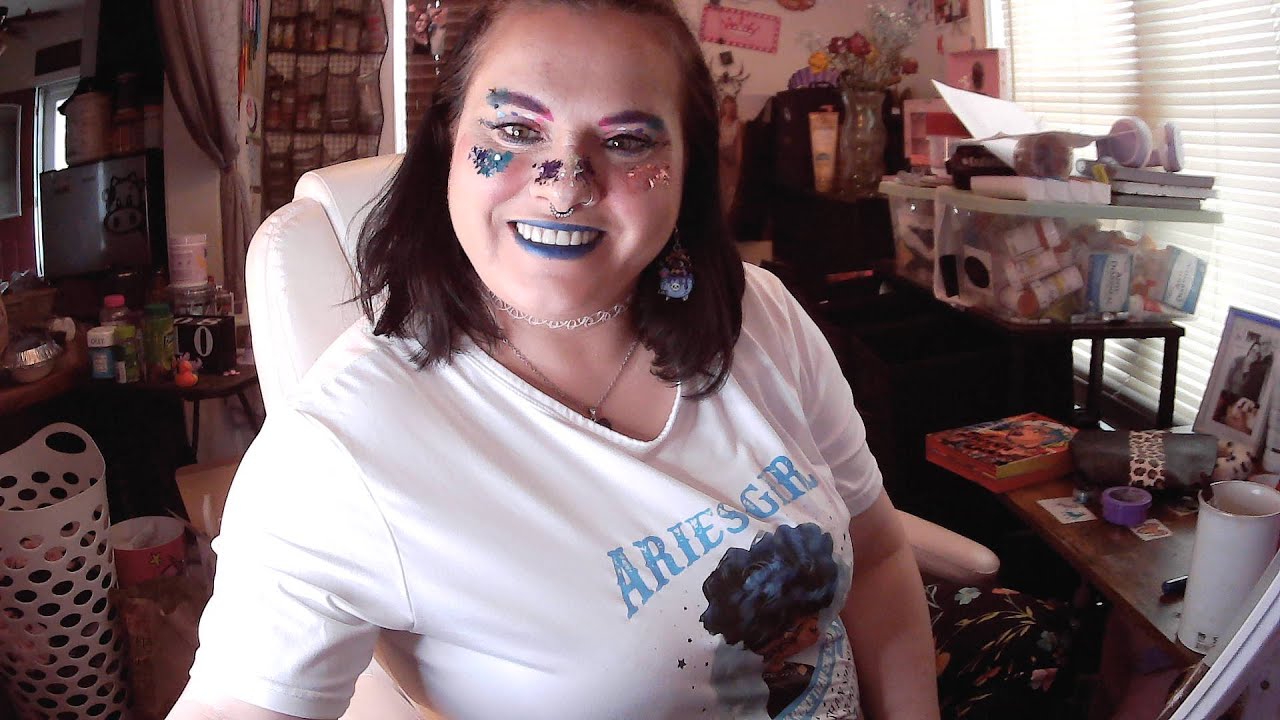 GRWM - Pride Makeup - Bigender - YouTube