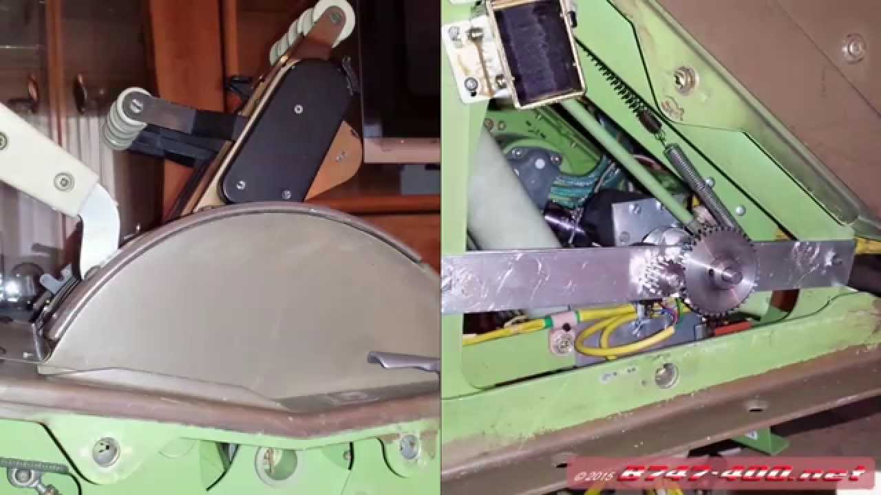 Boeing 747-400 Speed Brake for B 747-400 Simulator! - YouTube