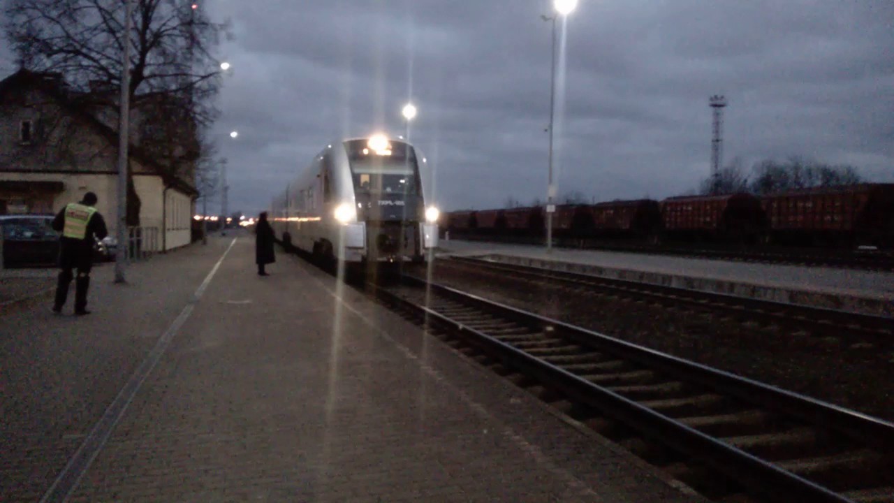 Pesa 730ML-005, 730ML-001 - YouTube