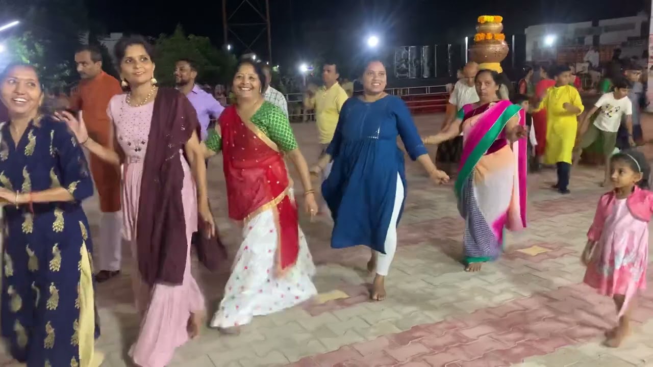 Umiya Mataji Mandir, Himatnagar Navratri Mahotsav-2022, Garba Day-9 ...