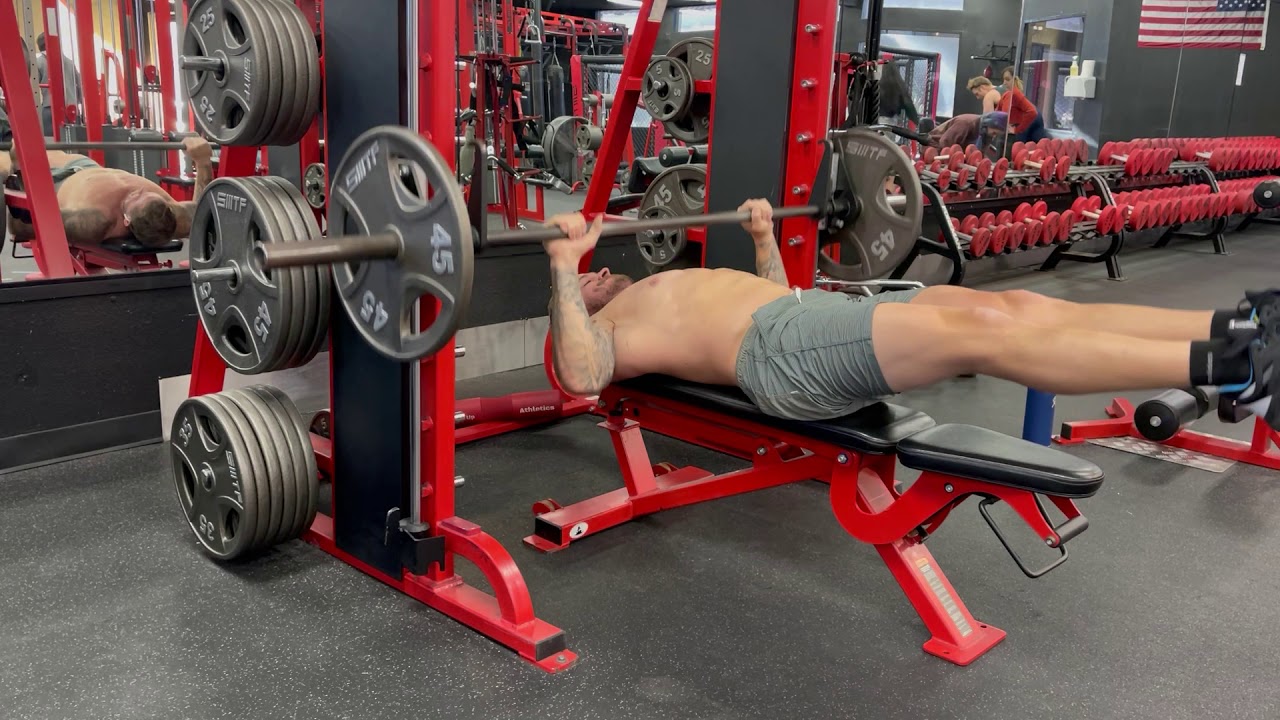 2020.12.03. smith machine chest press - YouTube