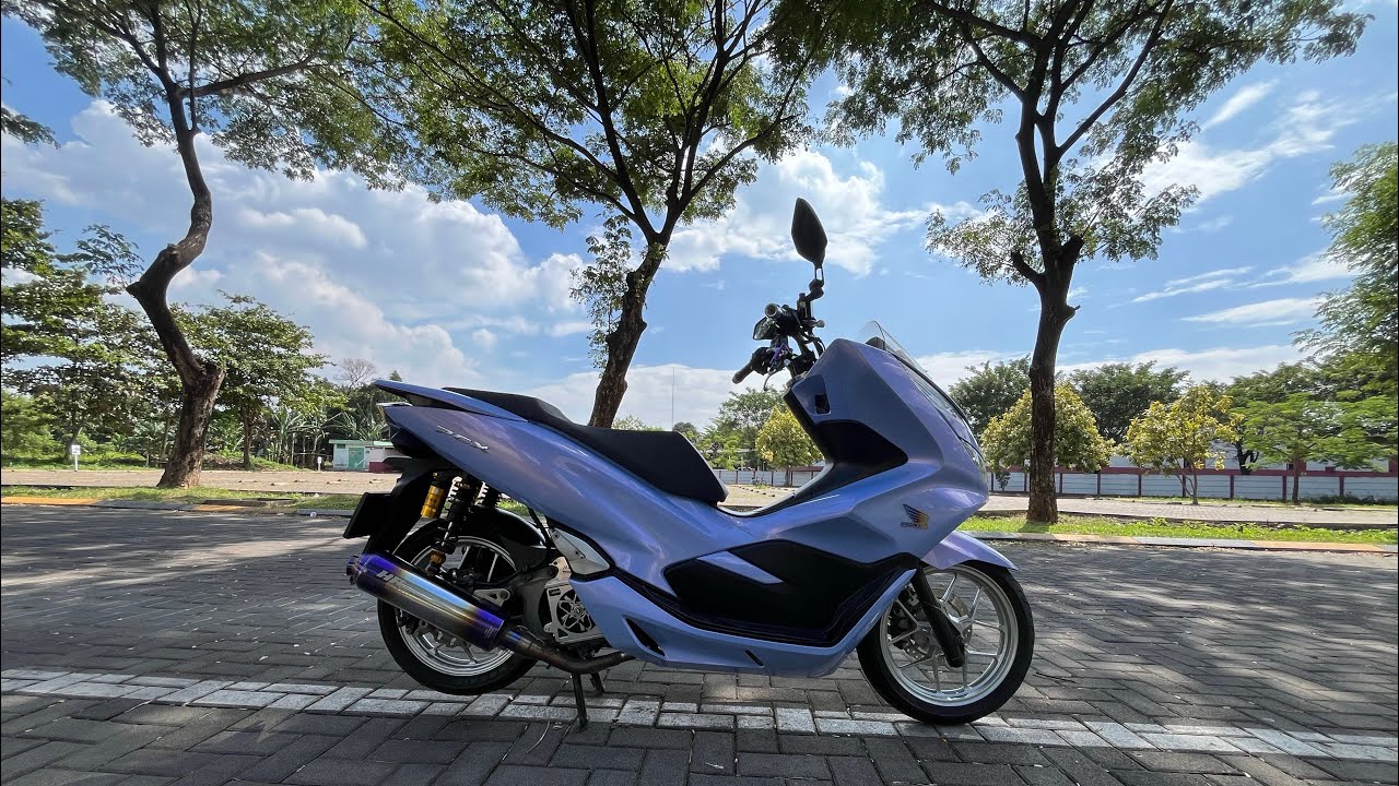 Pcx 150 standar proper ( blue dolphins ) - YouTube