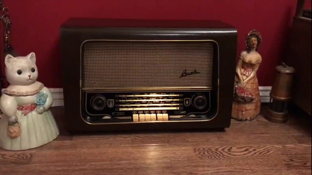 Vintage Bush Radio - YouTube