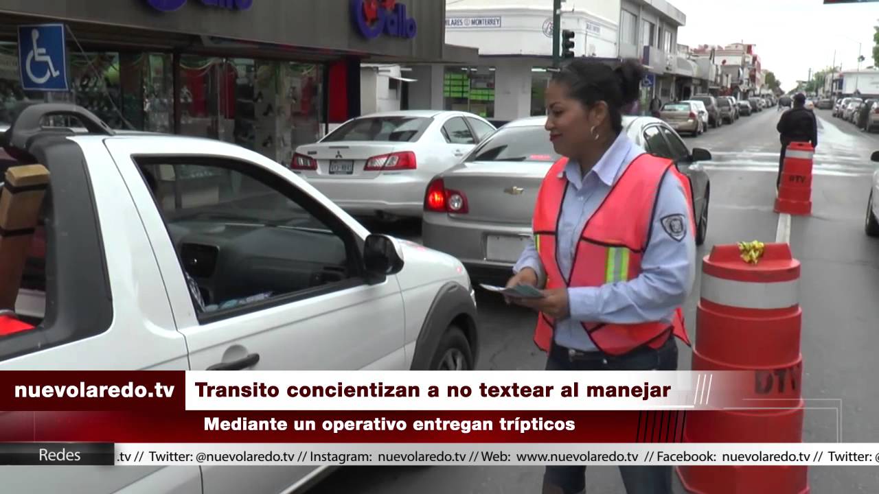 Transito concientizan a no textear al manejar - YouTube