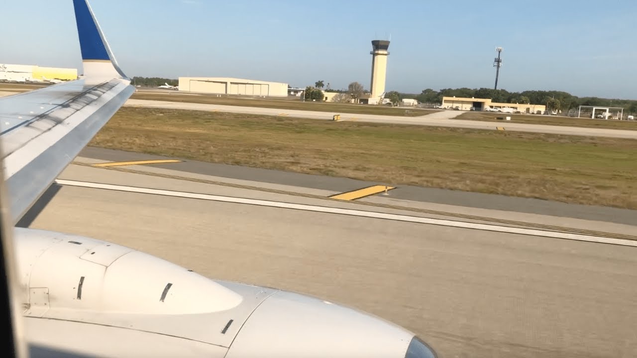 DERATED United Airlines 737-700 Takeoff from Fort Myers (RSW) - YouTube