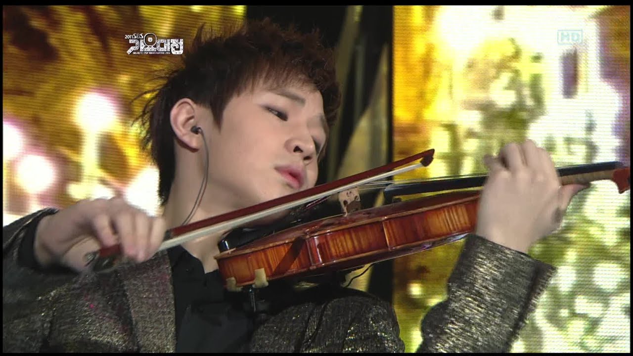 헨리 (Henry) Violin Intro at SM Orchestra - YouTube