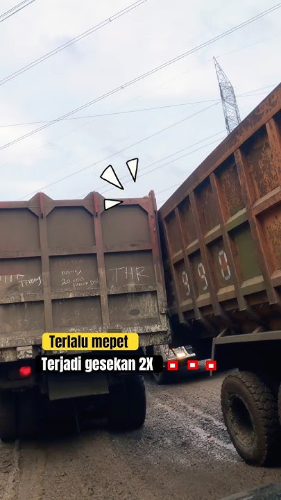 2X Gasak mobil depan belakang jalan sempit #gesekbody #tabrak #truk #baret #gantirugi # ...