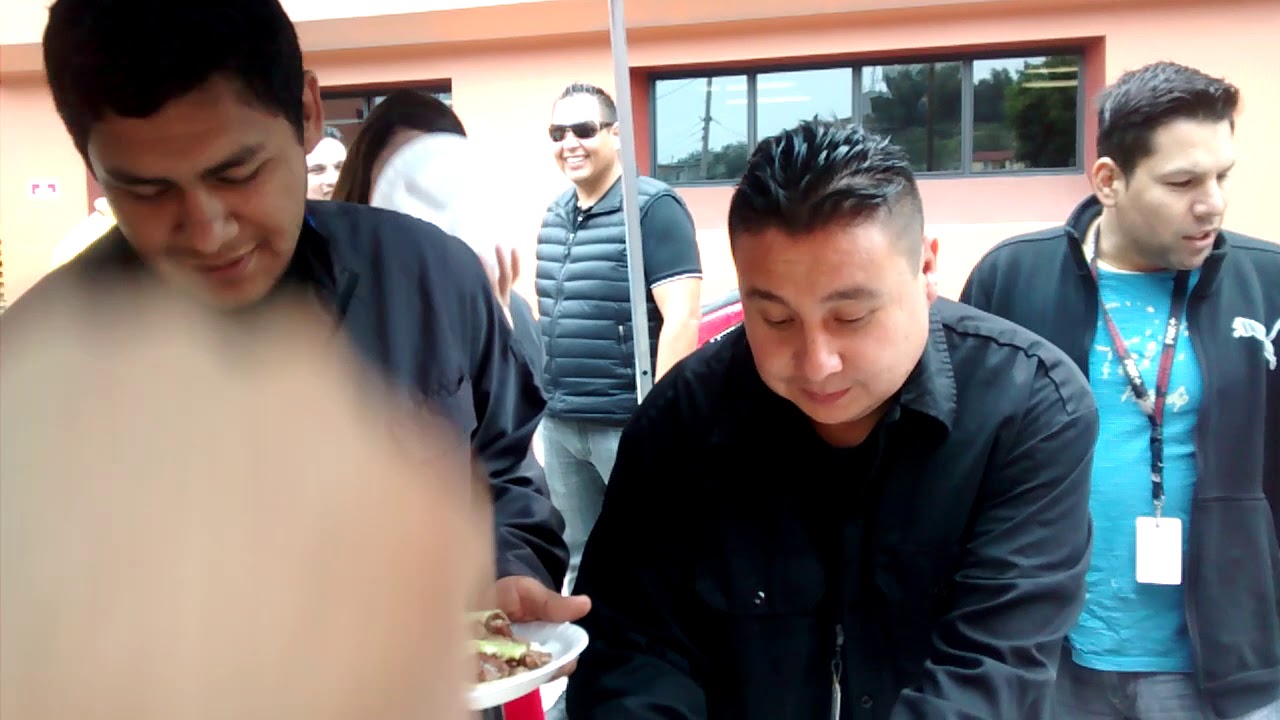 SoluCenter Tijuana's wolf pack - YouTube