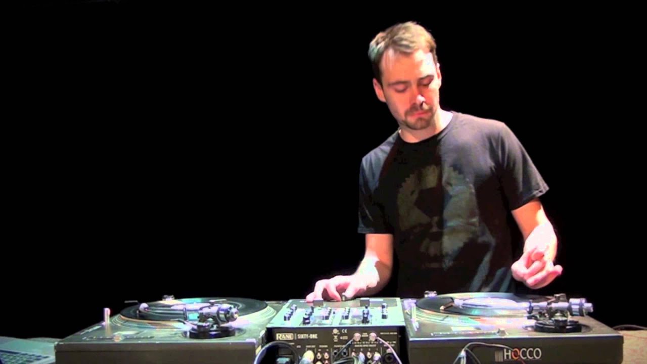 DJ FLY LIVE @ BEAT4BATTLE WORLDCUP2014 - YouTube