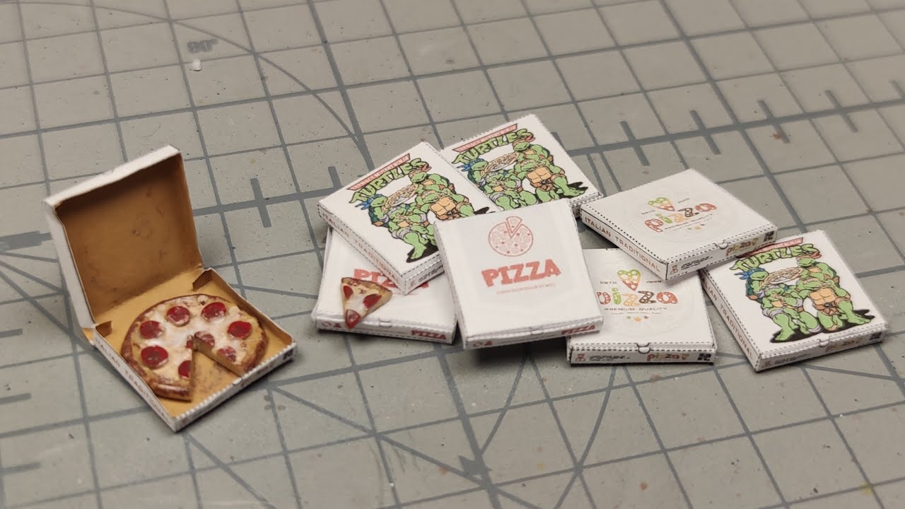 How to make a 1:25 scale pizza from scratch - scale model accessory for ...