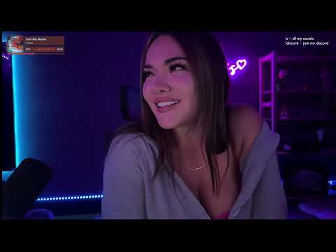 Genesis Lopez🌟  - Twitch Live 🔴 Just Chatting - VODs - Highlights #twitch #gamergirl #live