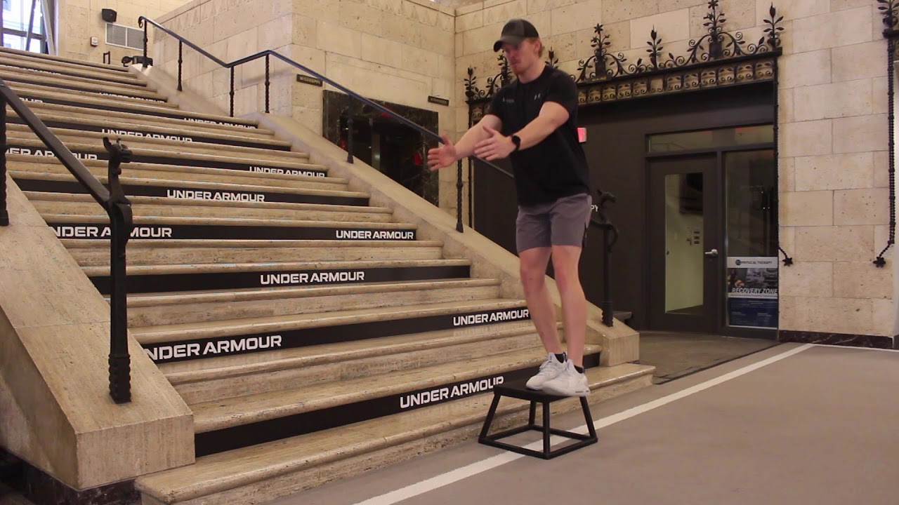 Lateral Step Down - YouTube