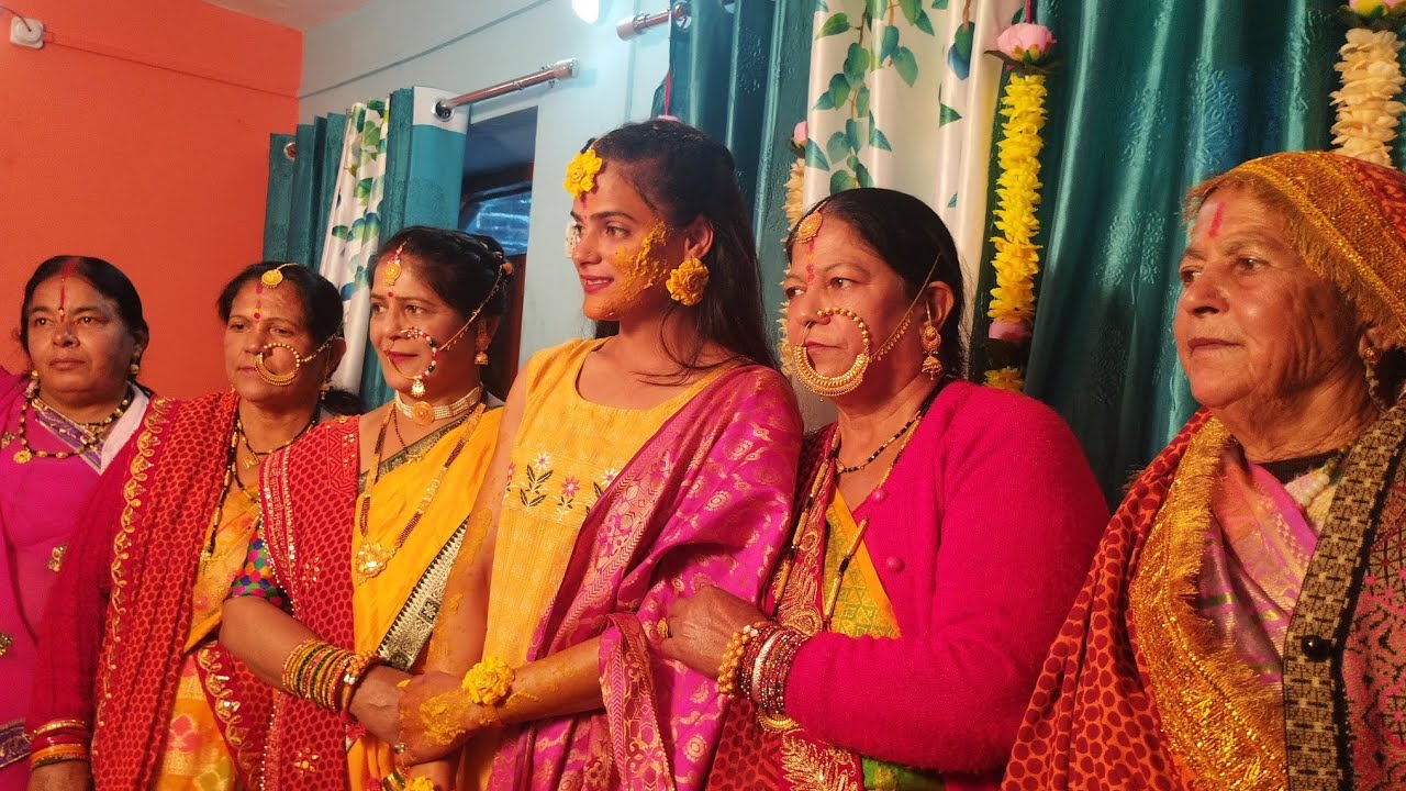 Hamari Banno Ko Haldi Is Tarike Se Lgii Manisha Ki Haldi Wedding Haldi 😘😘😘😘🥳🥳 Youtube