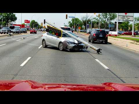 24 Minutes Of The Dumbest Drivers