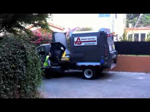 Athens Trash Truck Ford 550 Auto Pickup - YouTube