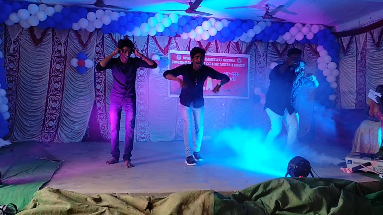 Lungi dance - YouTube