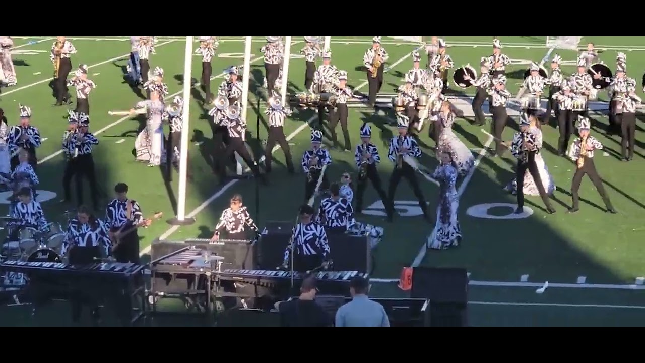 Edgewood Marching Mustangs @ Zionsville High School - YouTube