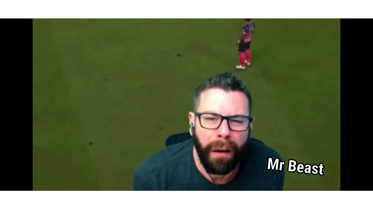 Morgz reaction when EA robs MrBeast - YouTube