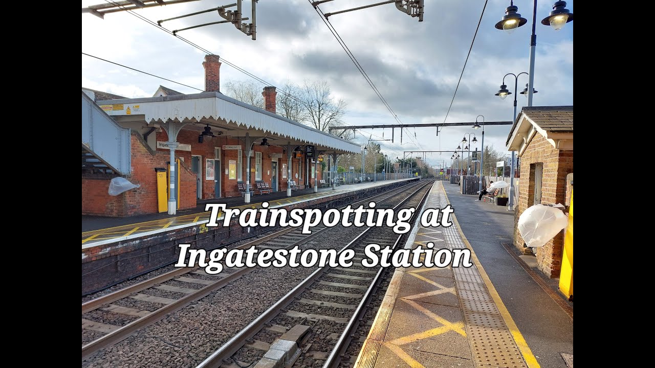 Trainspotting at Ingatestone Station - YouTube
