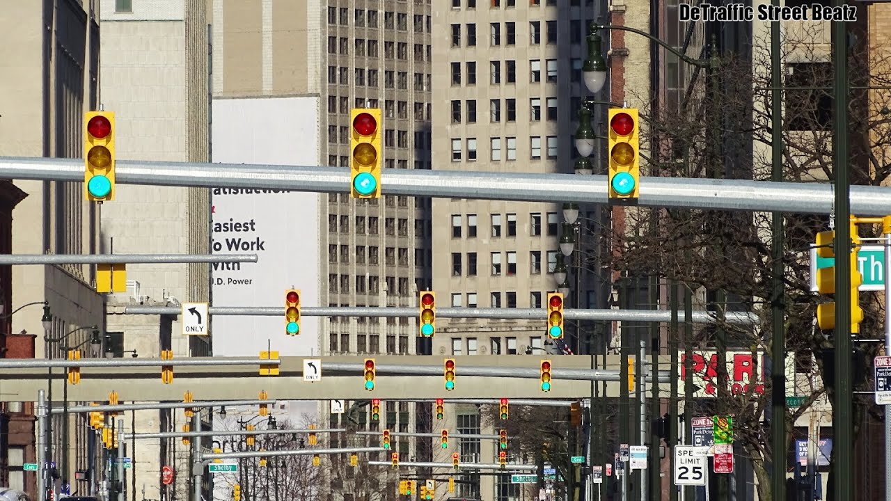 A Collection of New Traffic Lights Detroit Downtown on Fort Street ...