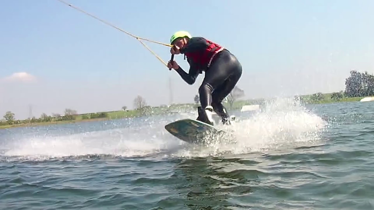 A day at the Northeast wake park. - YouTube