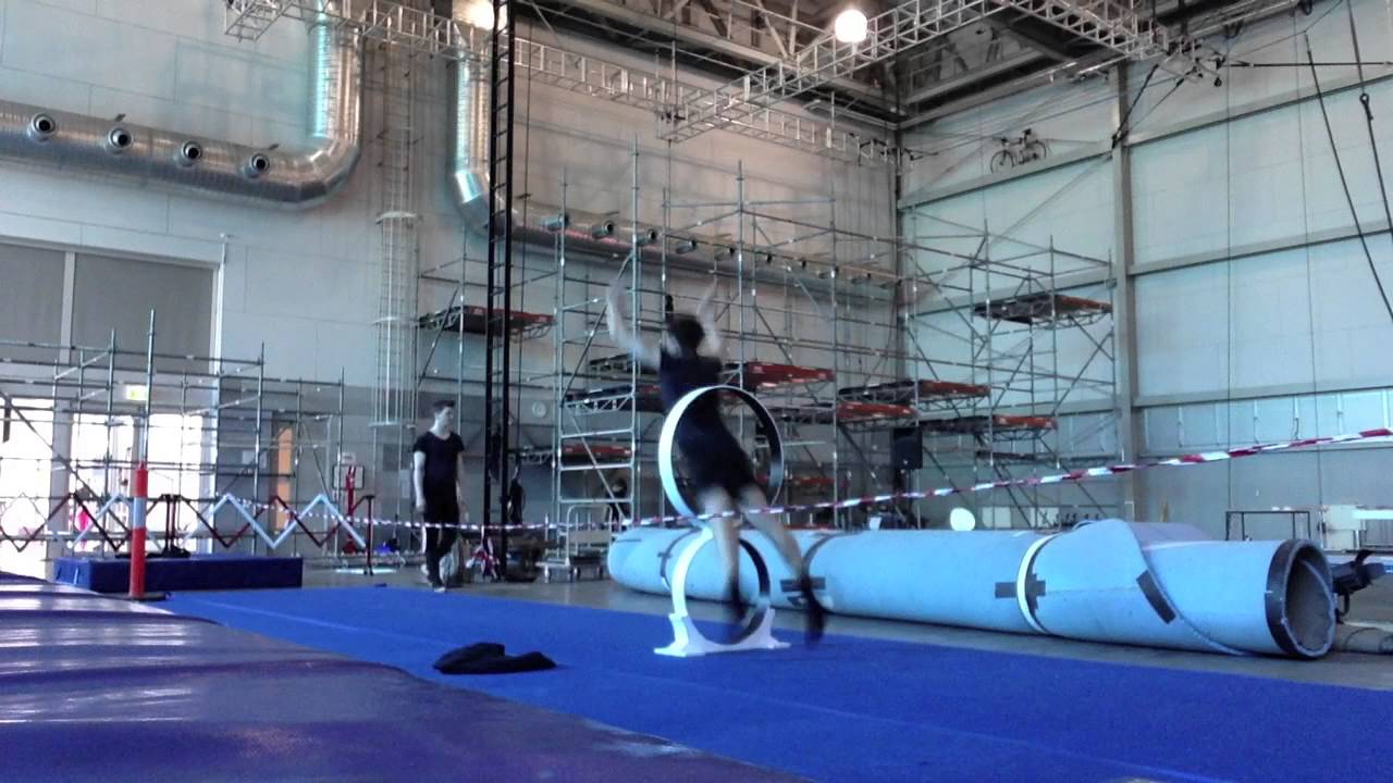 Luke Hubbard Training Compilation 2014 - YouTube