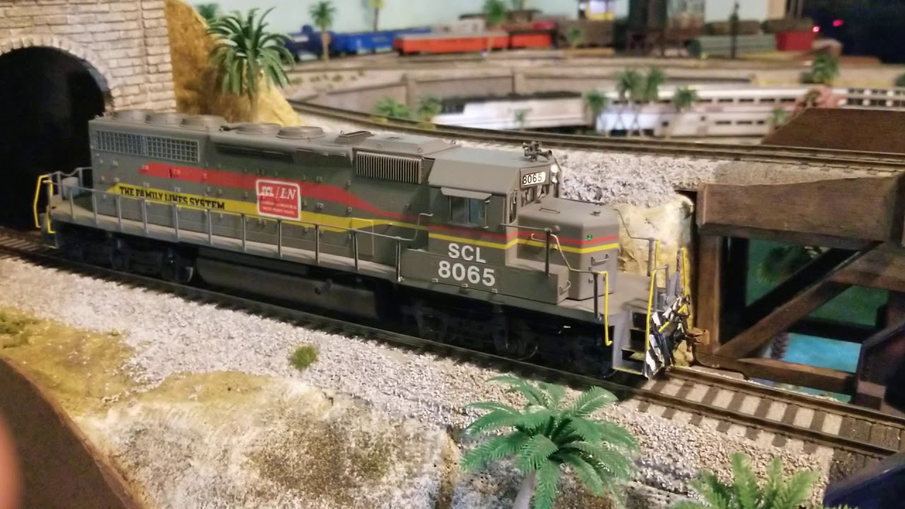 Overland Models S scale L&N SD40-2 - YouTube