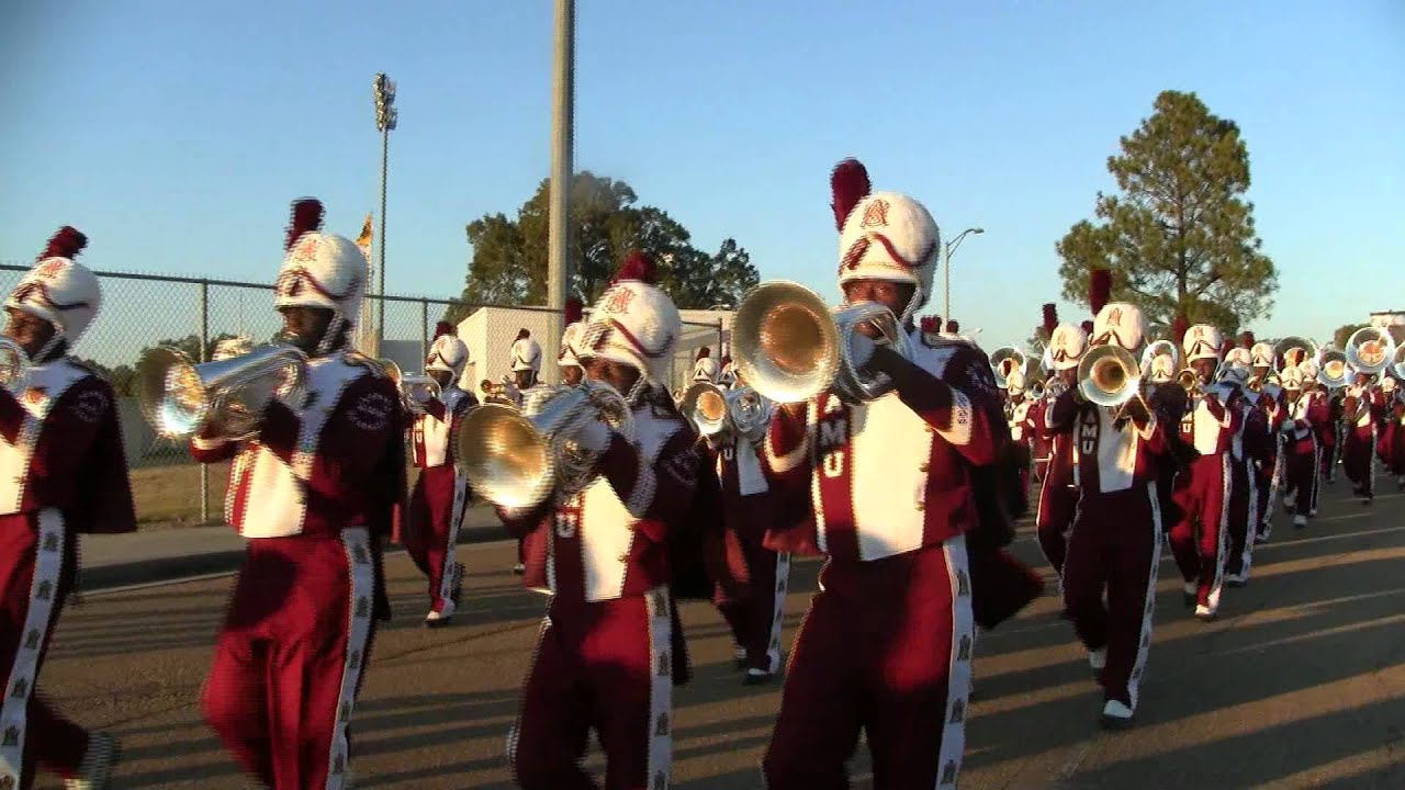 Alabama A&M University Band 2011 - Marching out of Alcorn's Stadium ...