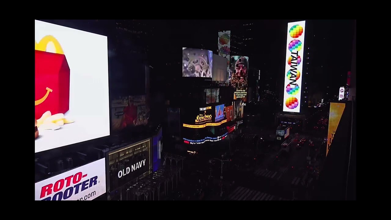 Taiwan in Time Square - YouTube