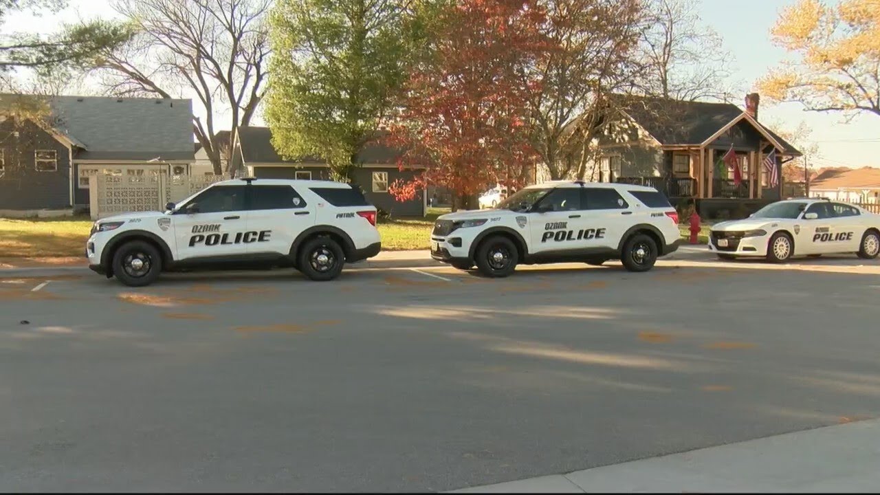 FBI investigating ATM thefts in southwest Missouri - YouTube