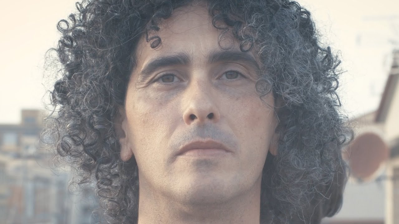 Davide Campisi - Ciocca li diti (Official video) - YouTube Music