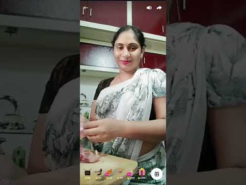 Telugu Bhabhi Tango live video#dailyvlog#tango#imo#tangolive #telugu #aunty #saree 
