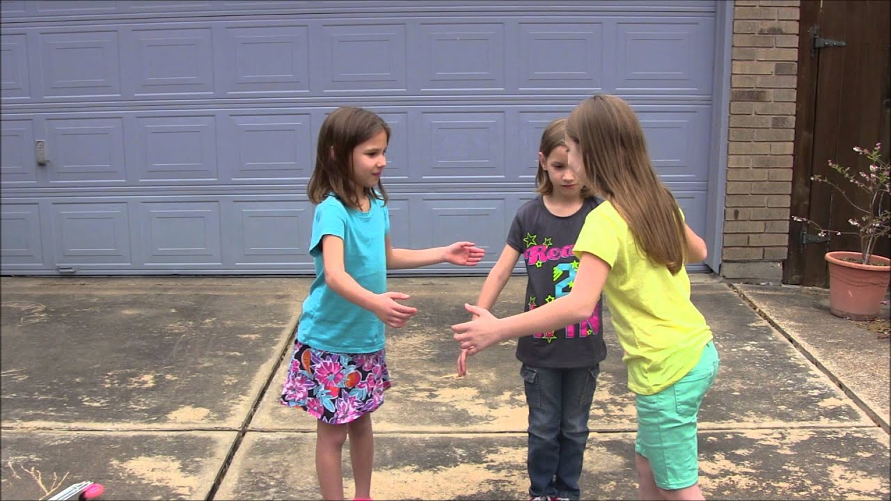 Silly Kids Gallop - YouTube