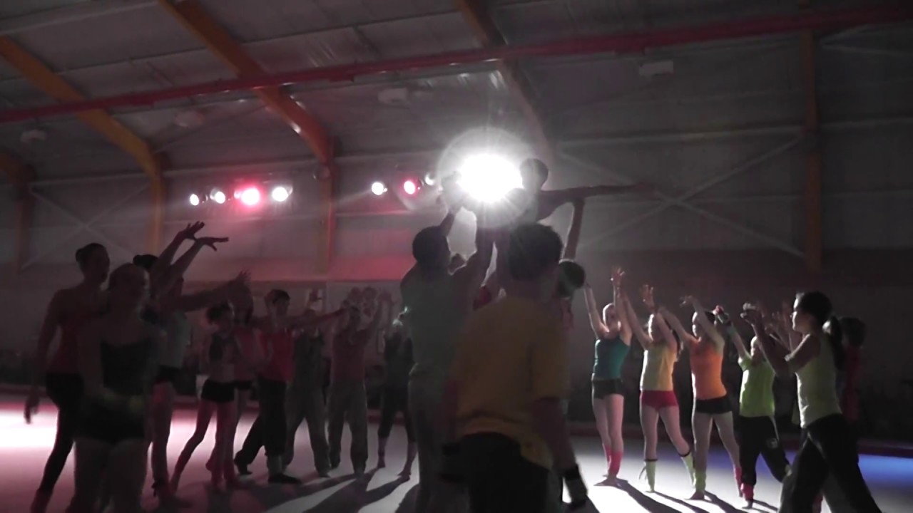 Deerness Gymn display 2010 - YouTube