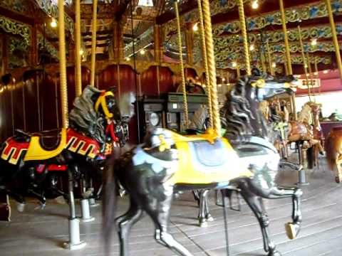 Port Dalhousie Carousel in Action.avi - YouTube