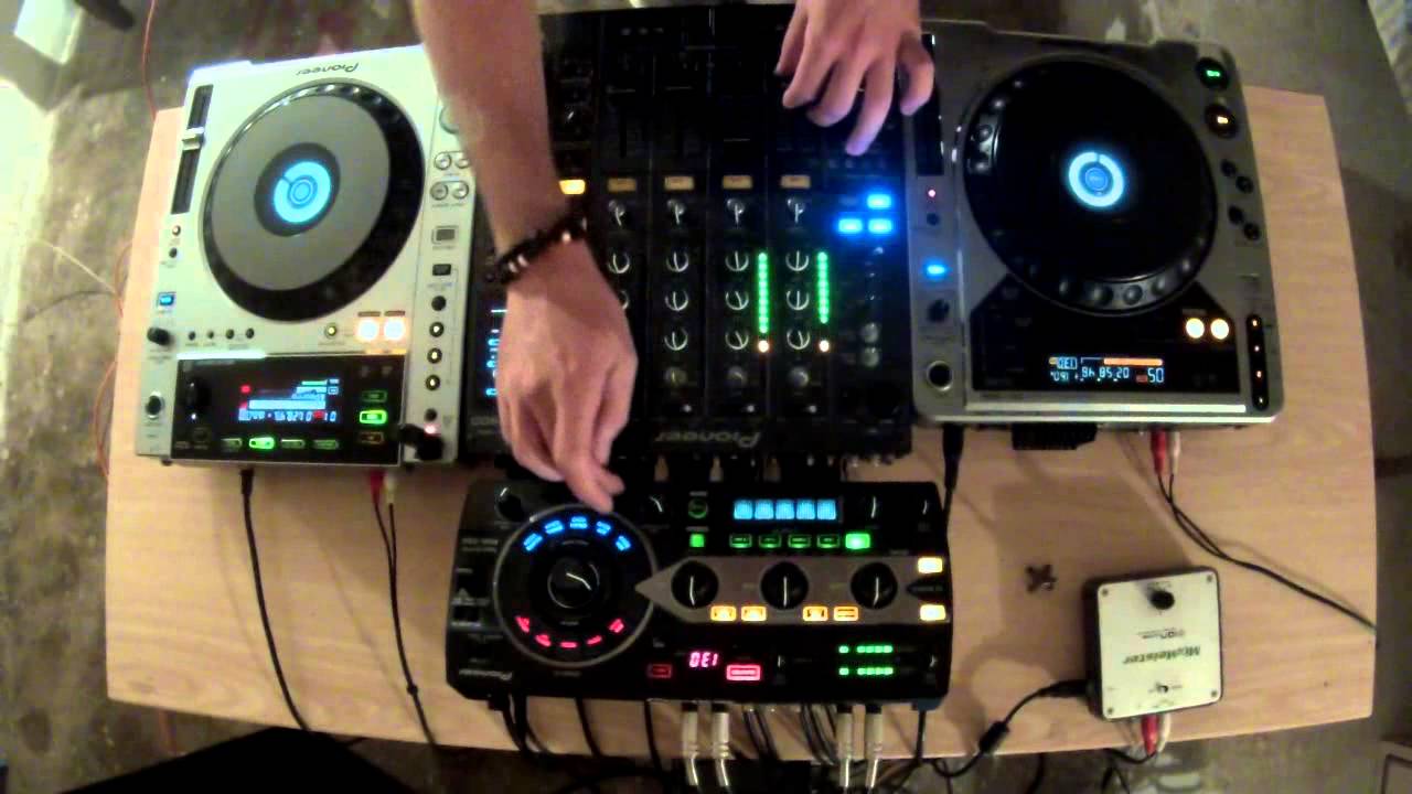 Basement Mix Episode 2 - YouTube